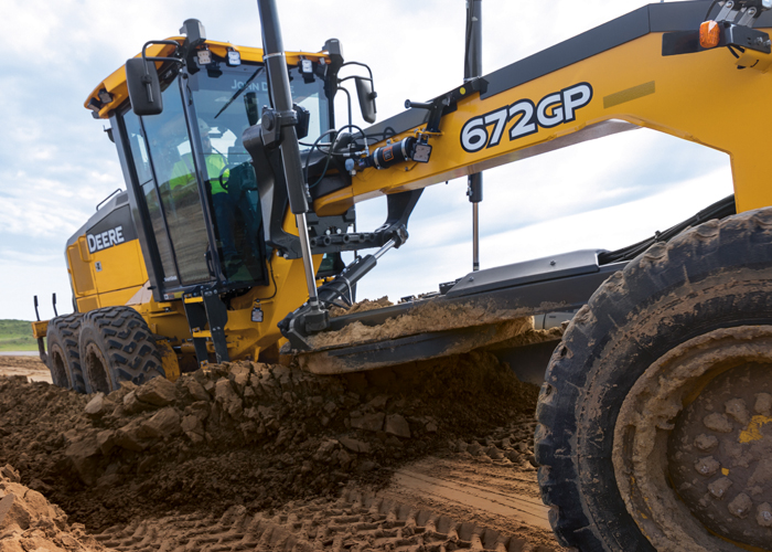 Mastering the Grade: John Deere 672GP - News